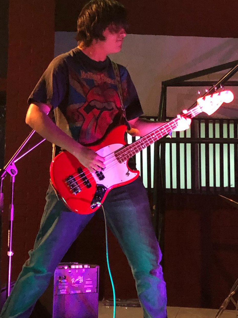 Perfil musical de Alex Montes | ROCK & CHANGE